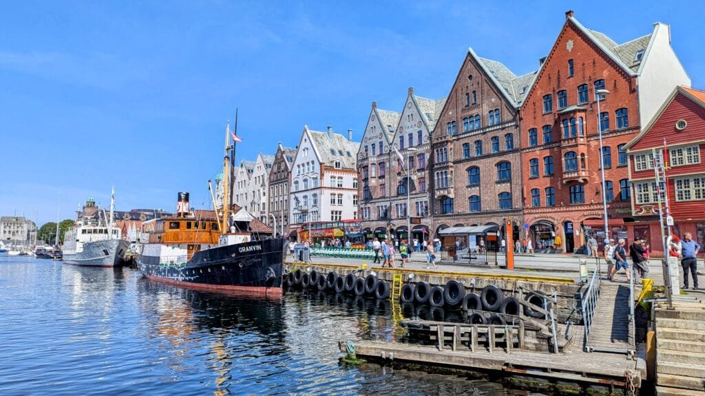 De FORSAND à BERGEN par la ROUTE PANORAMIQUE "Ryfylke" LA ROCHELLE - LE ...